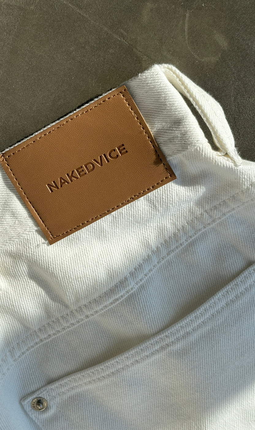 The Maxwell Short White | Vintage Inspired Baggy Short | Nakedvice