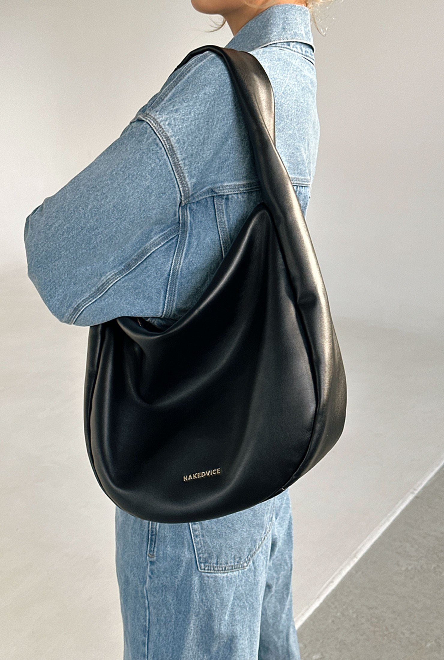 The Zoe | Black Leather Tote Bag | Nakedvice